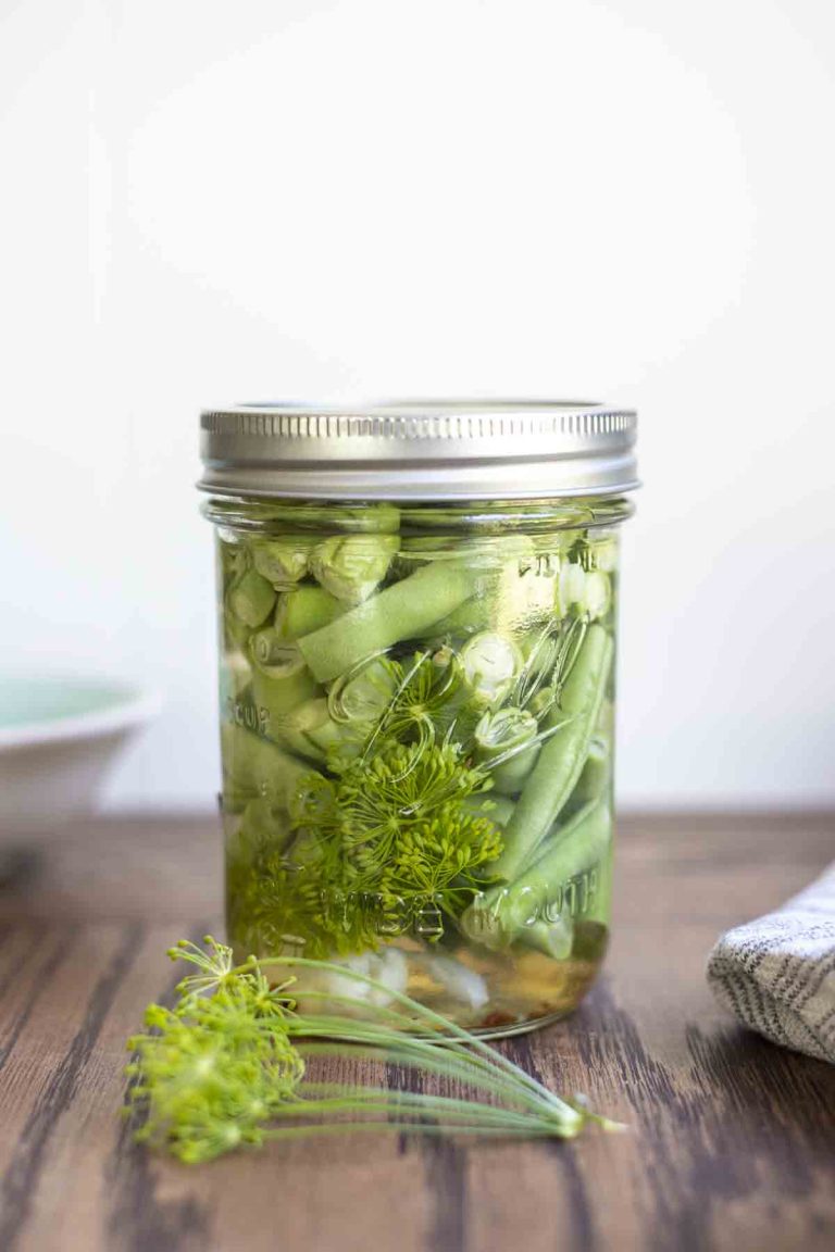 Quick Pickled Green Beans - A Blossoming Life